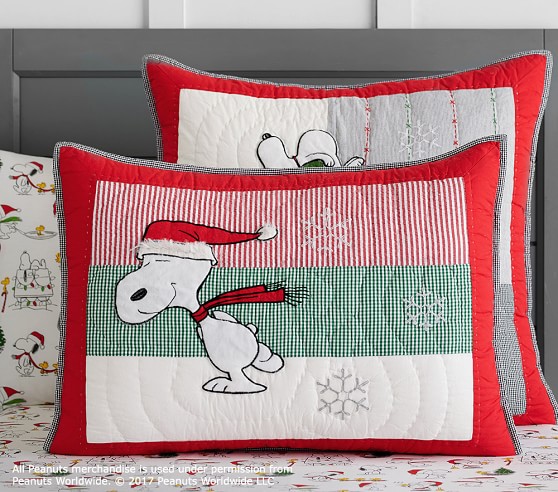 Peanuts® Holiday Quilt | Pottery Barn Kids