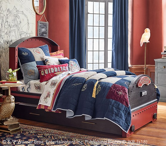 HARRY POTTER™ Storybook Sheet Set | Pottery Barn Kids
